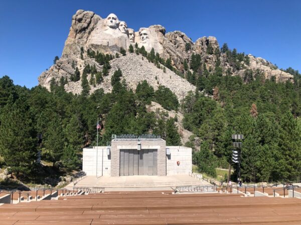 How Much Time Do You Need at Mount Rushmore? - We're in the Rockies