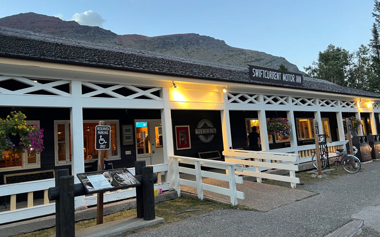 Glacier National Park Lodging Guide - wereintherockies