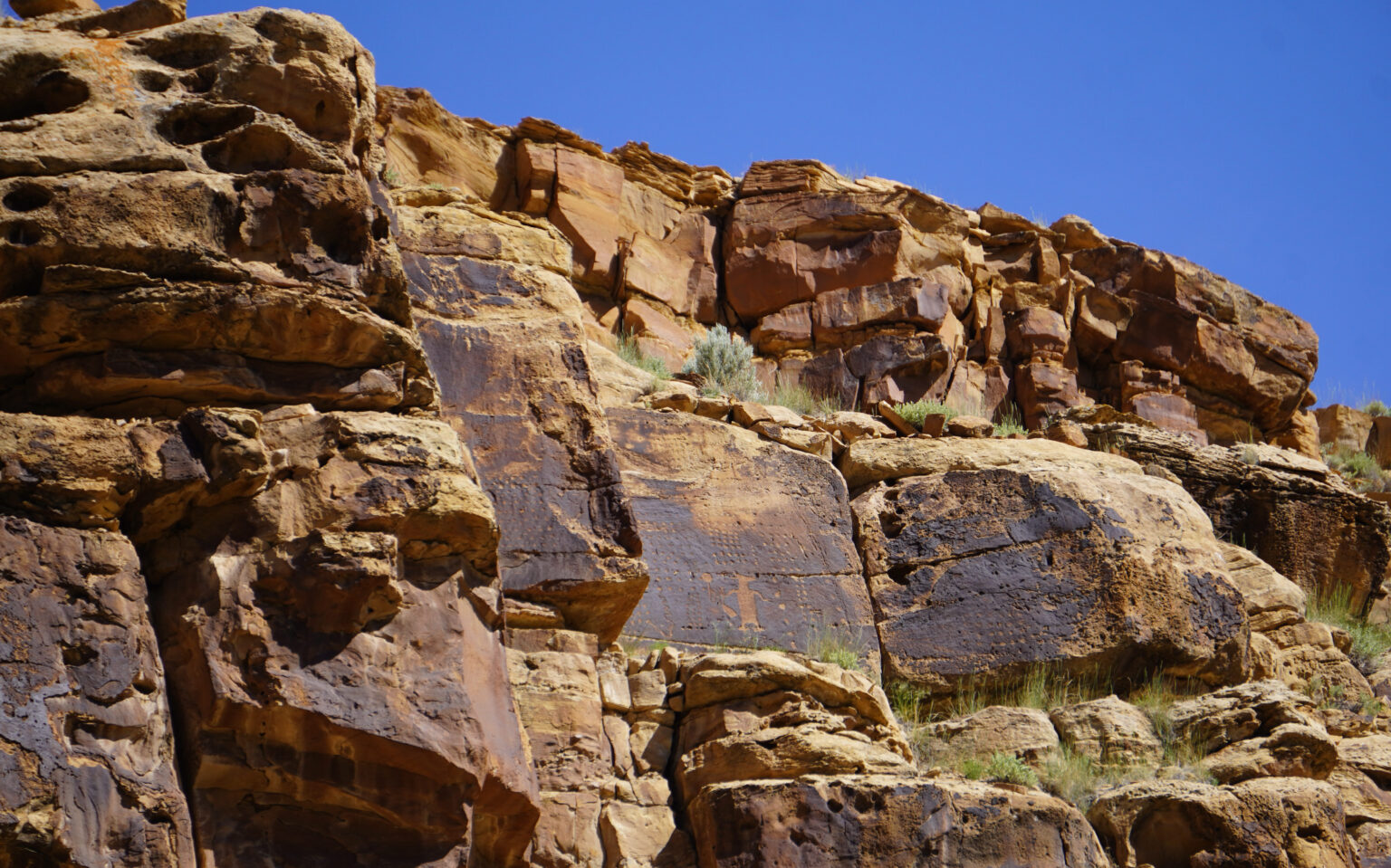 How to Visit Nine Mile Canyon in Utah (Quick & Easy Guide) - We're in ...
