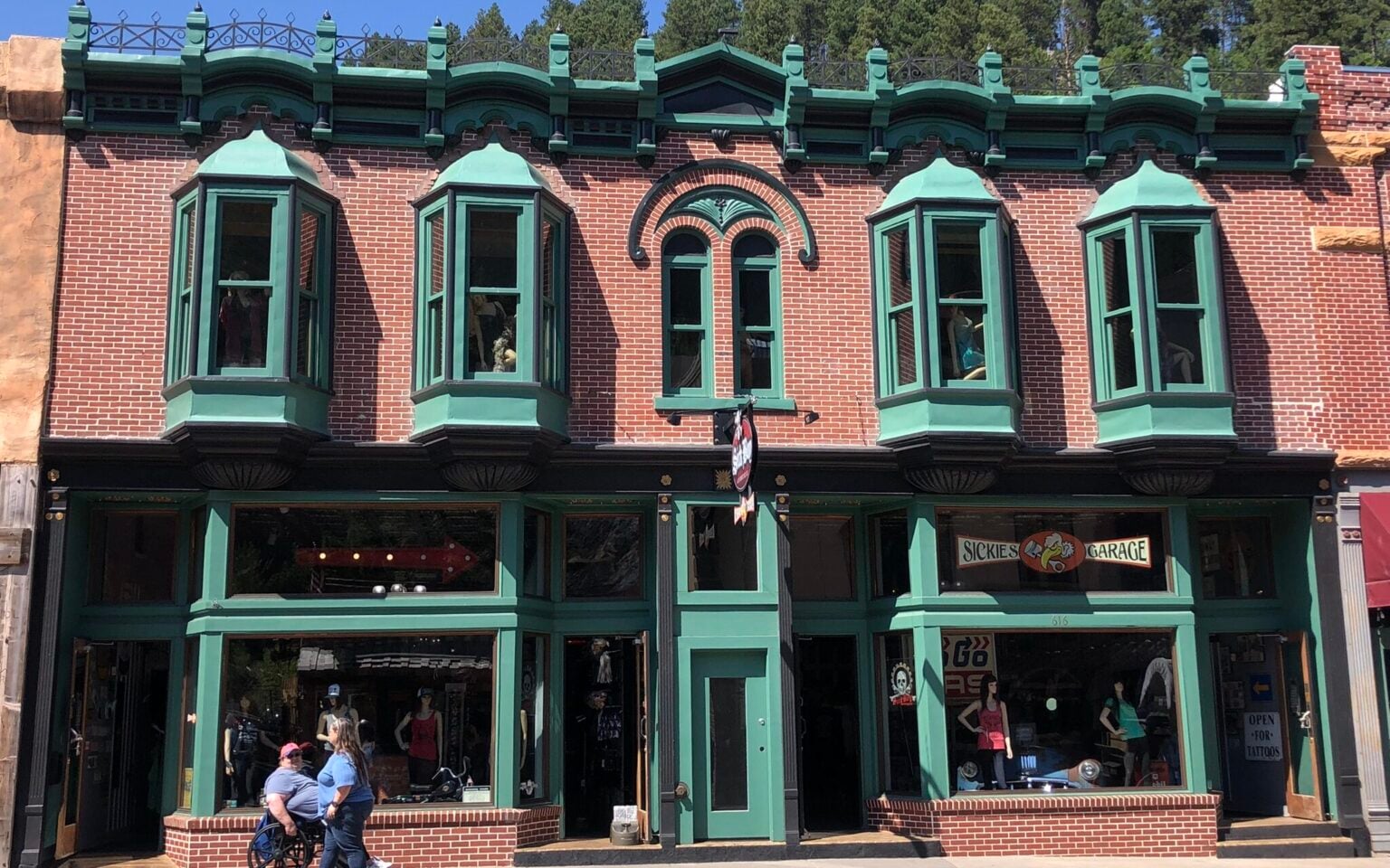 The Complete Guide to Visiting Deadwood, South Dakota - We're in the ...