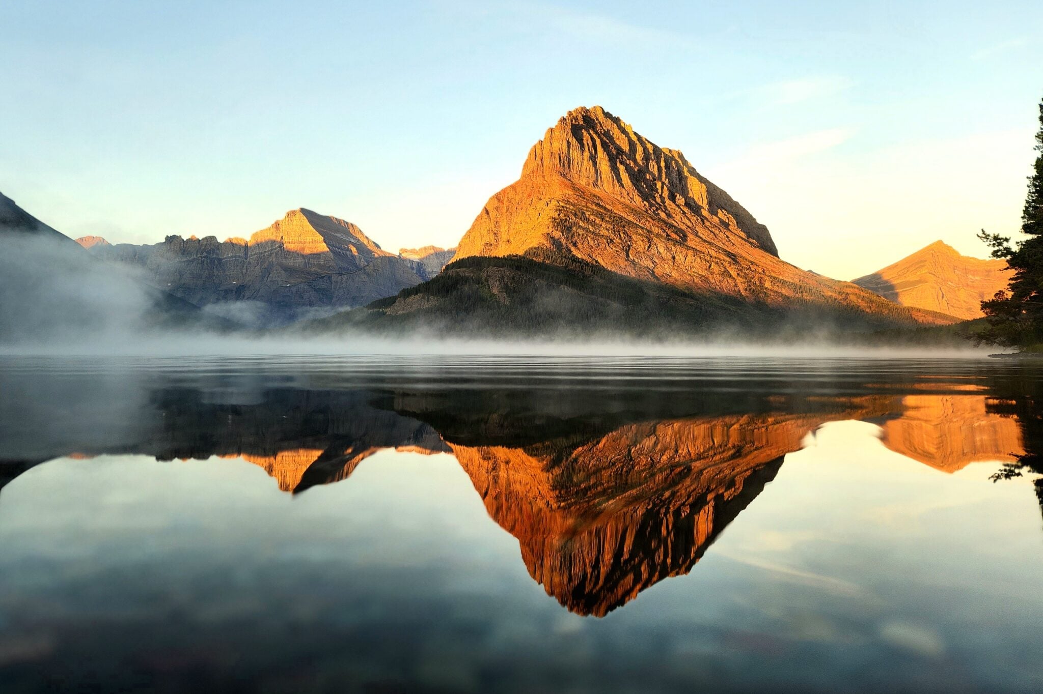 Best Sunrise & Sunset Spots in Glacier NP - wereintherockies