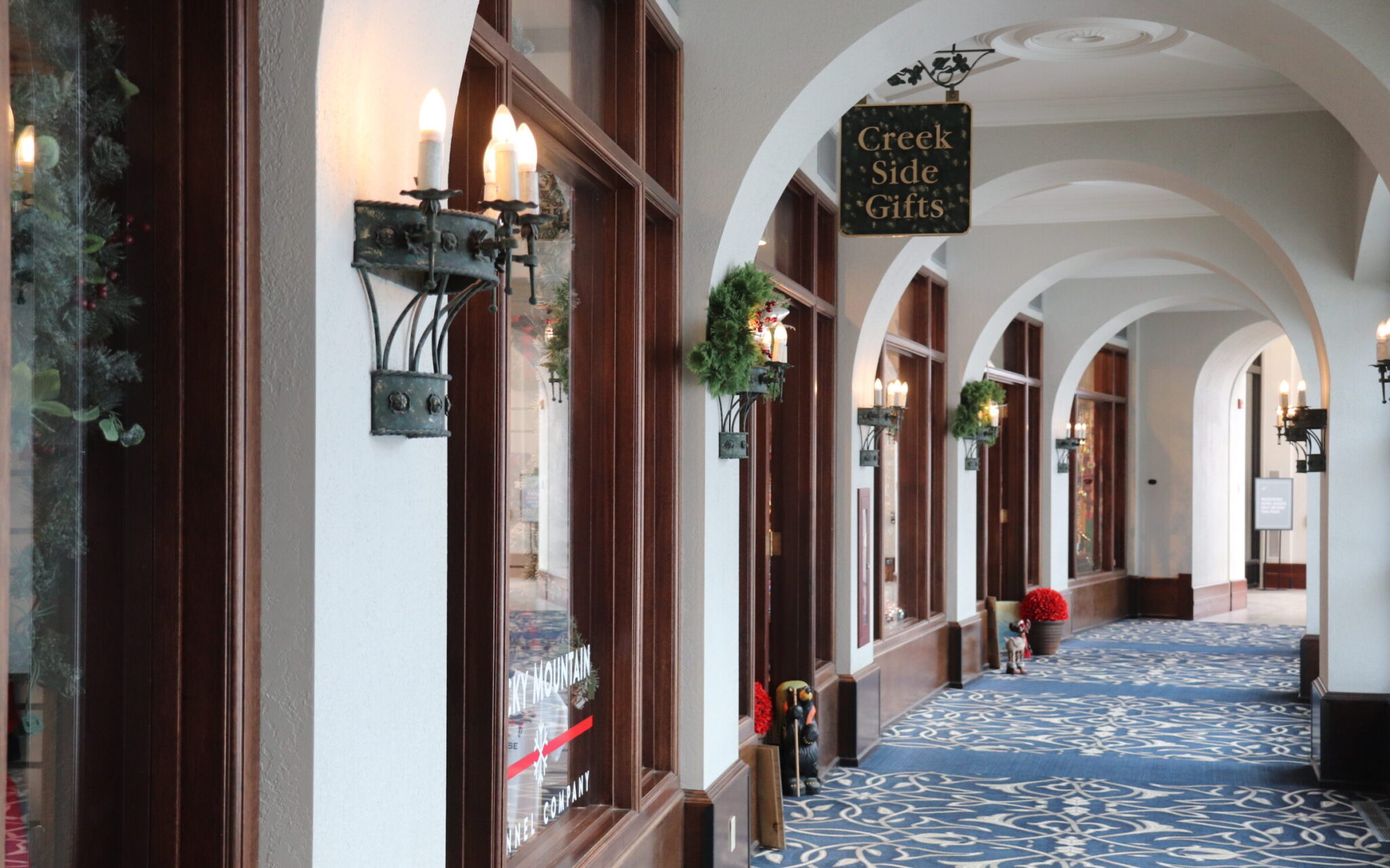 How Much Time Do You Need at Lake Louise? (What to See and Do) - We're ...