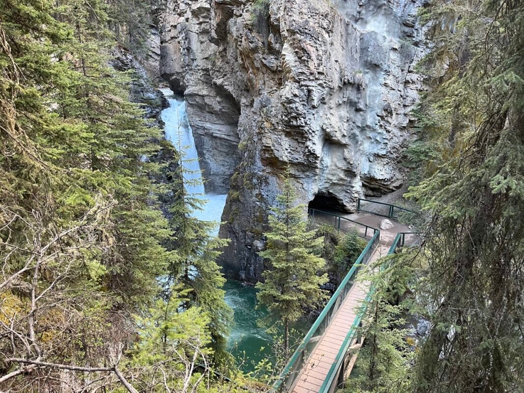 How to Visit Banff National Park: A Beginner's Guide - We're in the Rockies