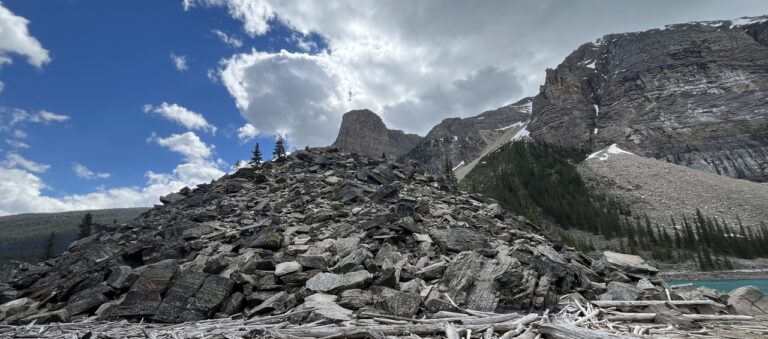 How Long You Need to Visit Moraine Lake