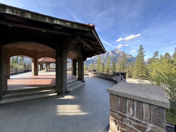 How to Visit the Cave and Basin Historic Site in Banff
