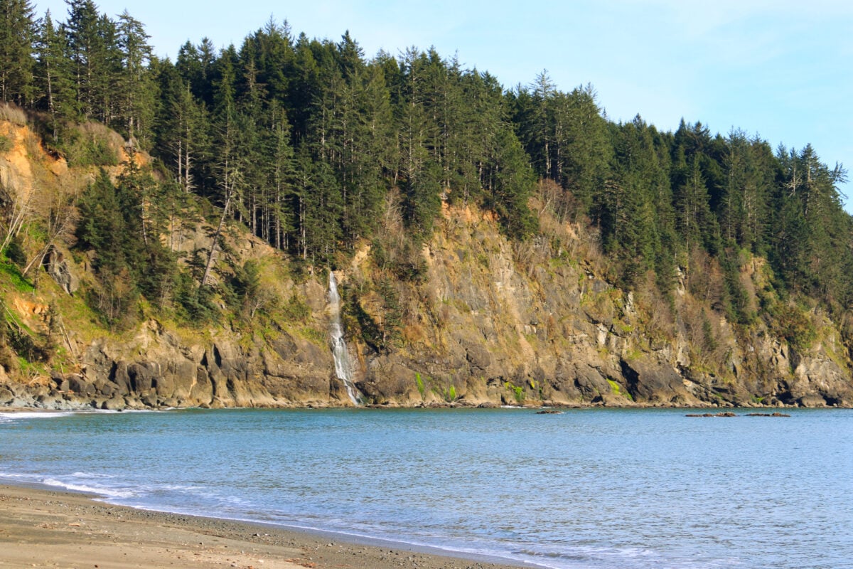 How to Visit La Push: Beaches & Hikes Guide - wereintherockies