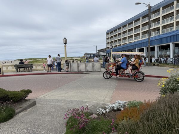 Seaside or Cannon Beach: Travel Comparison and Tips