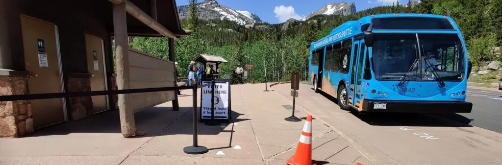 Shuttles in Estes Park & Rocky Mountain National Park